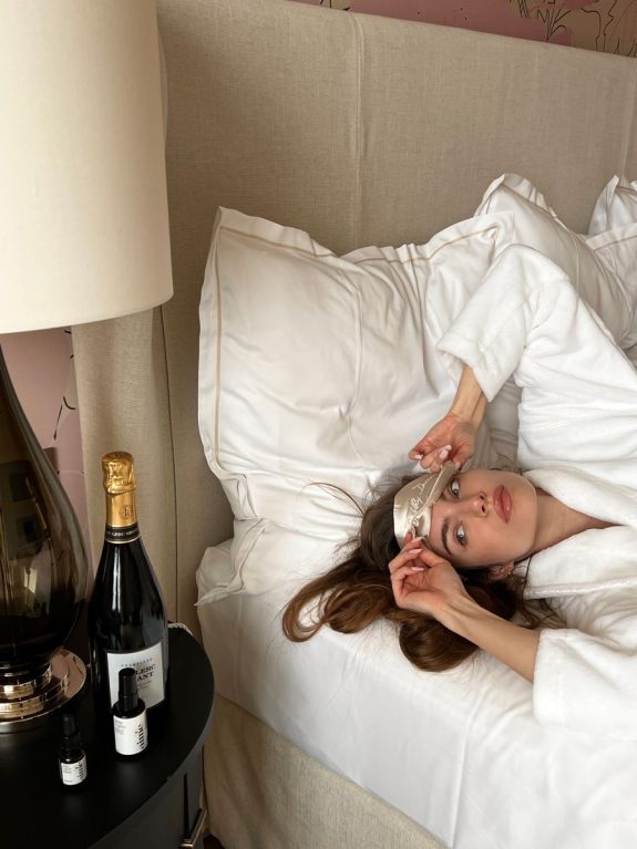 7 Best French Under Eye Masks and Patches 2024